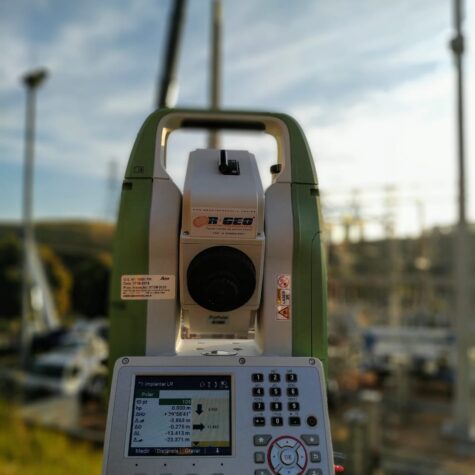 Sistema GNSS Leica GS15 – DGPS/RTK - RGEO Topografia